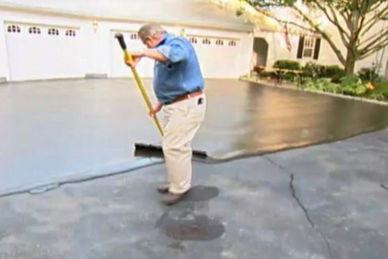 7 Tips For Contractors When Repaving A Driveway